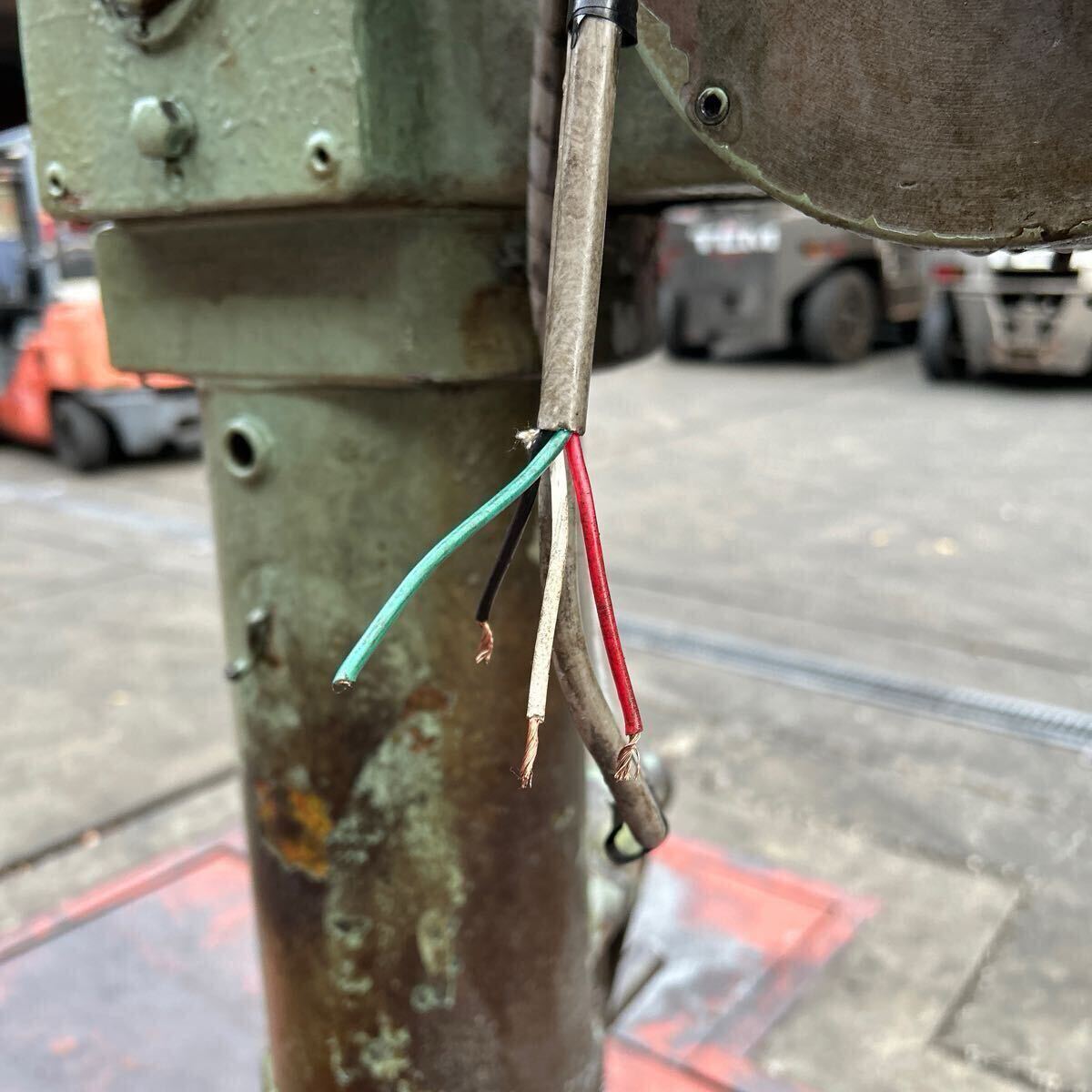 Yahoo!オークション - あT9030 吉田鉄工所 直立ボール盤 YUD-540 自動...