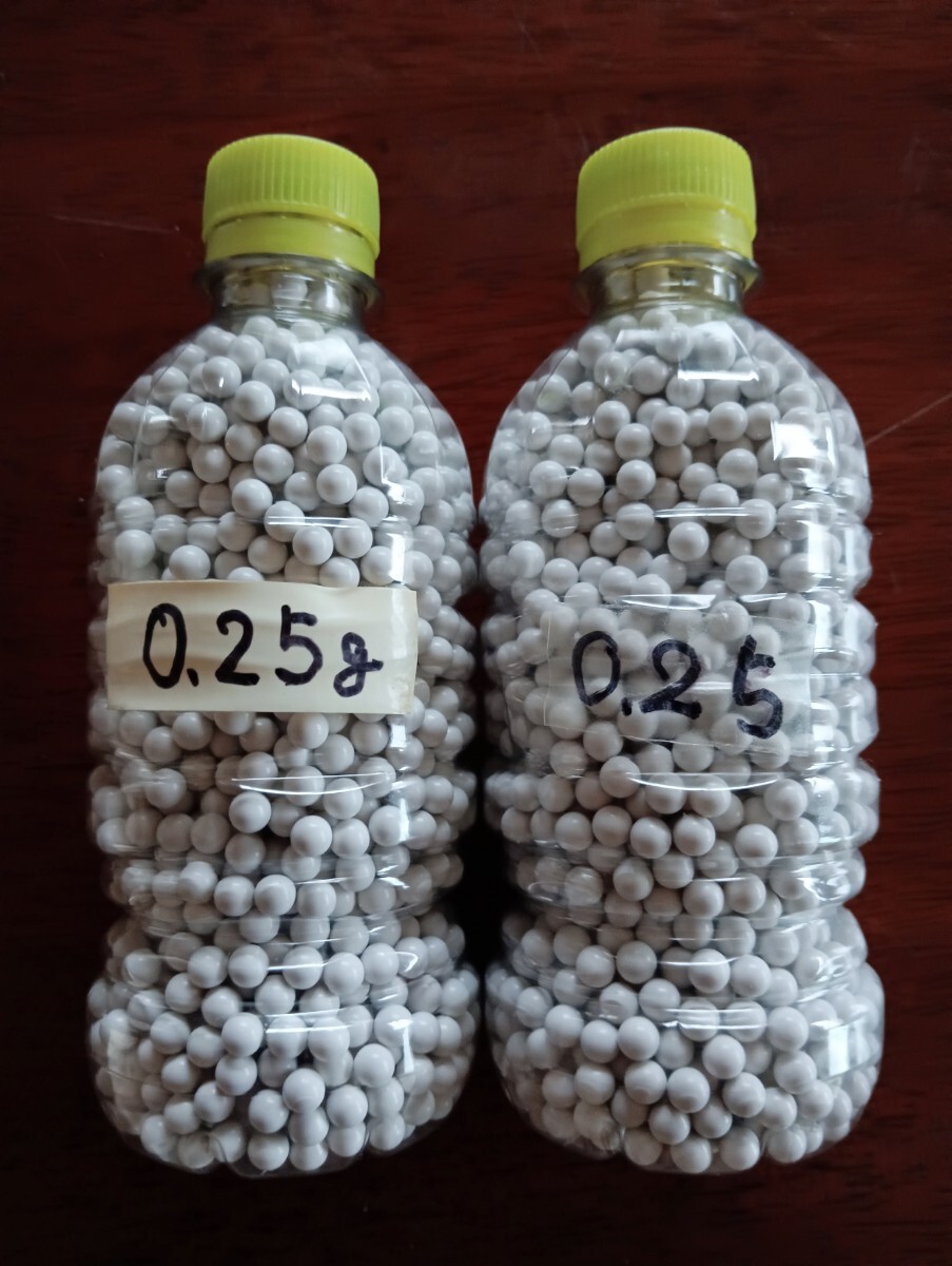 Yahoo!オークション - S&TバイオBB弾0.25g 1700発×2個(3400発)