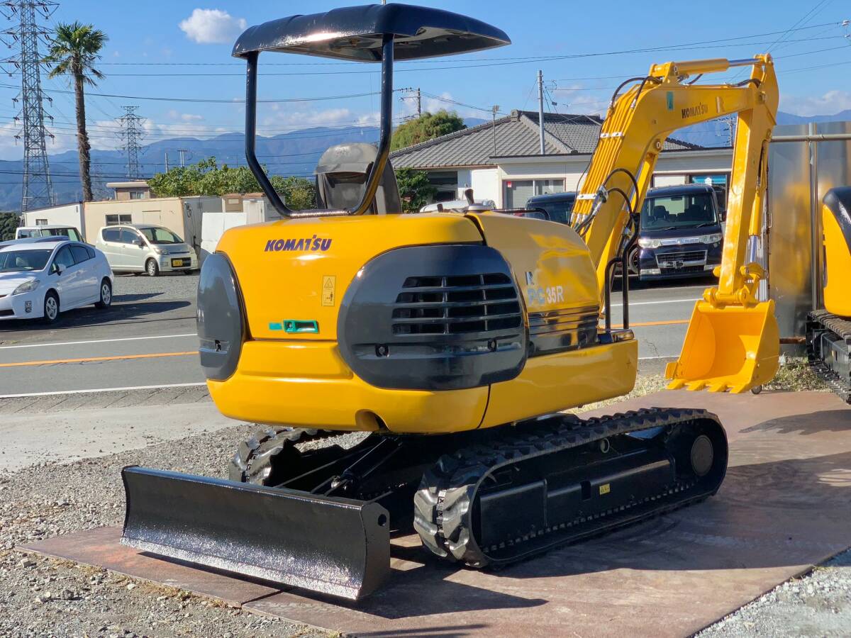 Yahoo!オークション - コマツ ミニユンボ PC35R-8 油圧ショベル 倍速付...