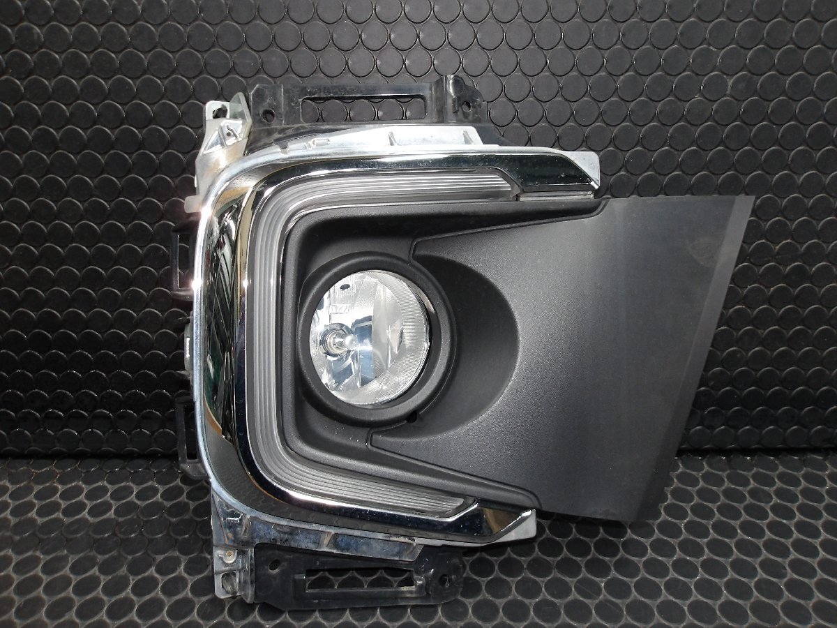 Yahoo!オークション - 三菱 純正 / eKカスタム / B11W / 後期 / フォ...