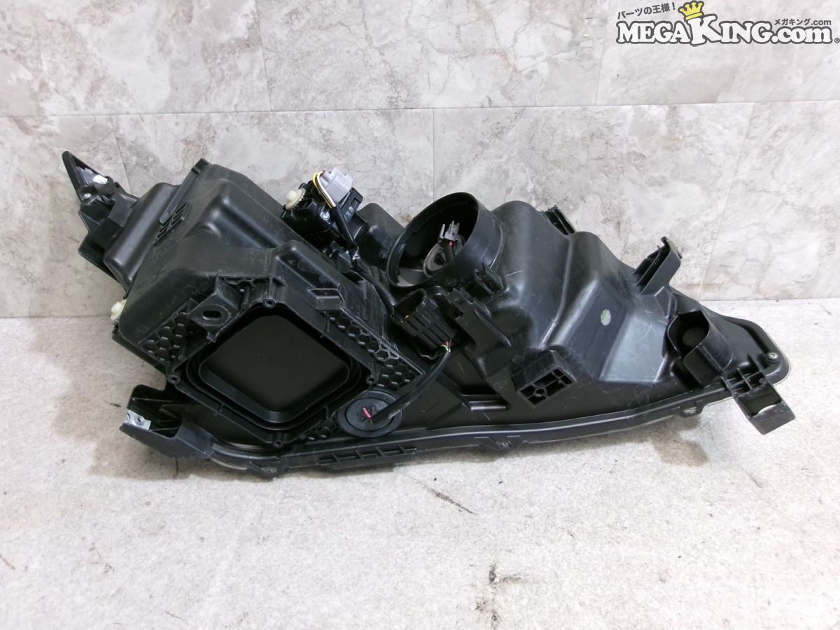 Yahoo!オークション - C27 セレナ 前期 純正 ノーマル LED ヘッドライ...