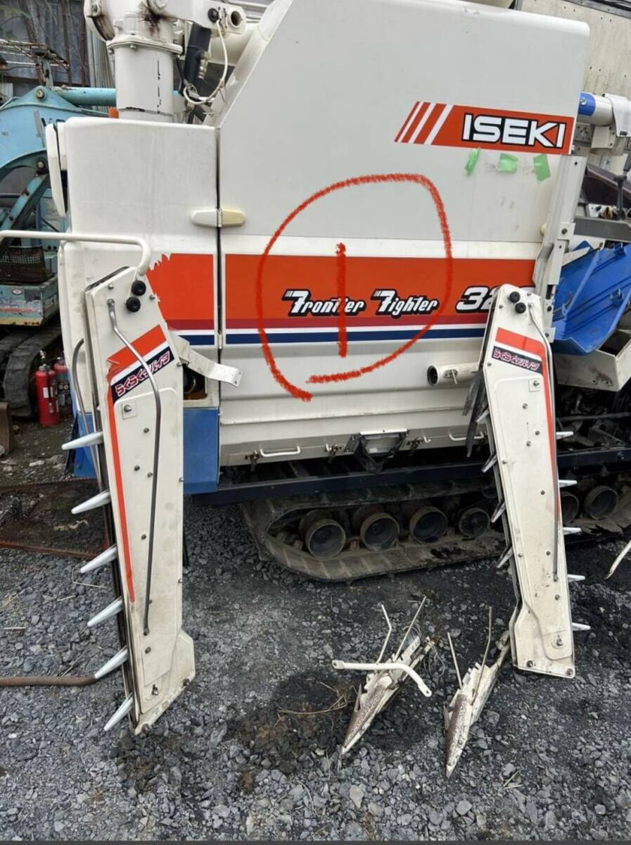 Yahoo!オークション - 【専用】イセキ コンバイン HF328 デバイダ DF32...