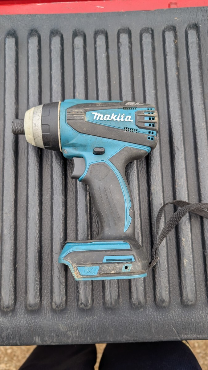 Yahoo!オークション - マキタ makita TP141D 18V インパクトドライバ ...