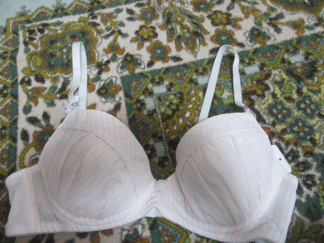 Yahoo!オークション - 新品㈱ディノスセシール製ブラジャーC75激安290...