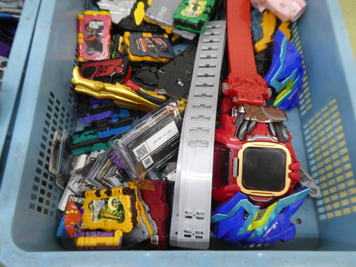 Yahoo!オークション - 098-Z79) 現状品 仮面ライダー 戦隊シリーズ お...