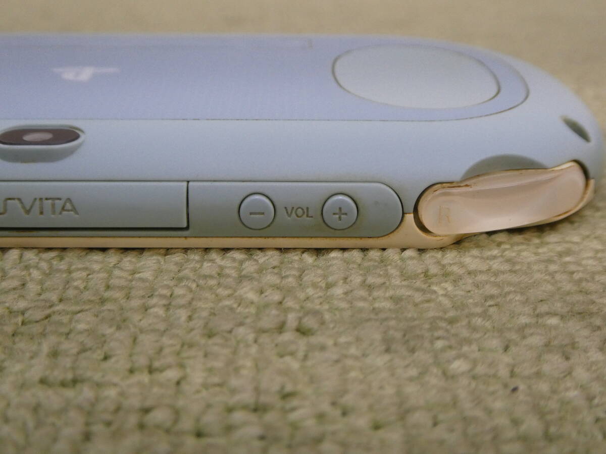 Yahoo!オークション - 073-V06) 中古品 SONY PlayStation PS Vita 本体...