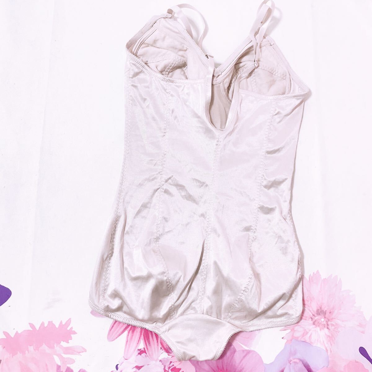 Yahoo!オークション - 707 ハイレグ ボディスーツ サイズC80L ノンワイ...