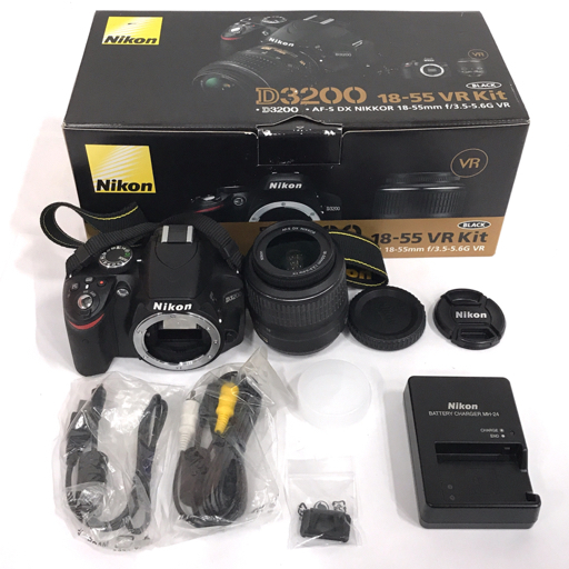 Yahoo!オークション - ニコン D3200 デジタル一眼レフカメラ 18-55 VR...