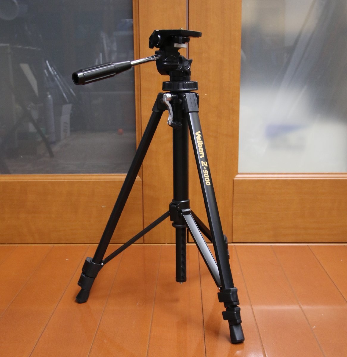 Yahoo!オークション - Velbon Z-5000 三脚