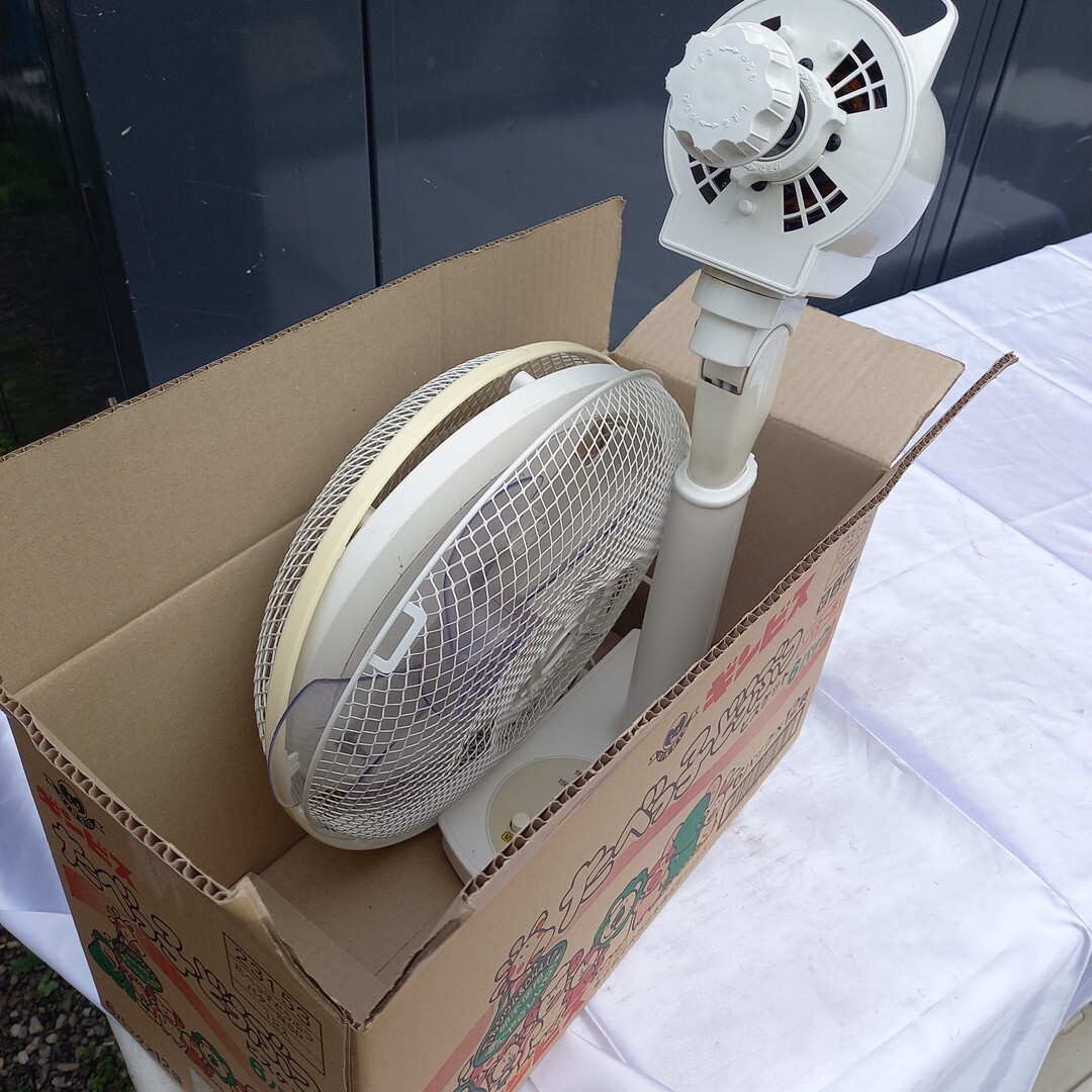 Yahoo!オークション - リビング扇風機 扇風機 タイマー くびふり ゆう...