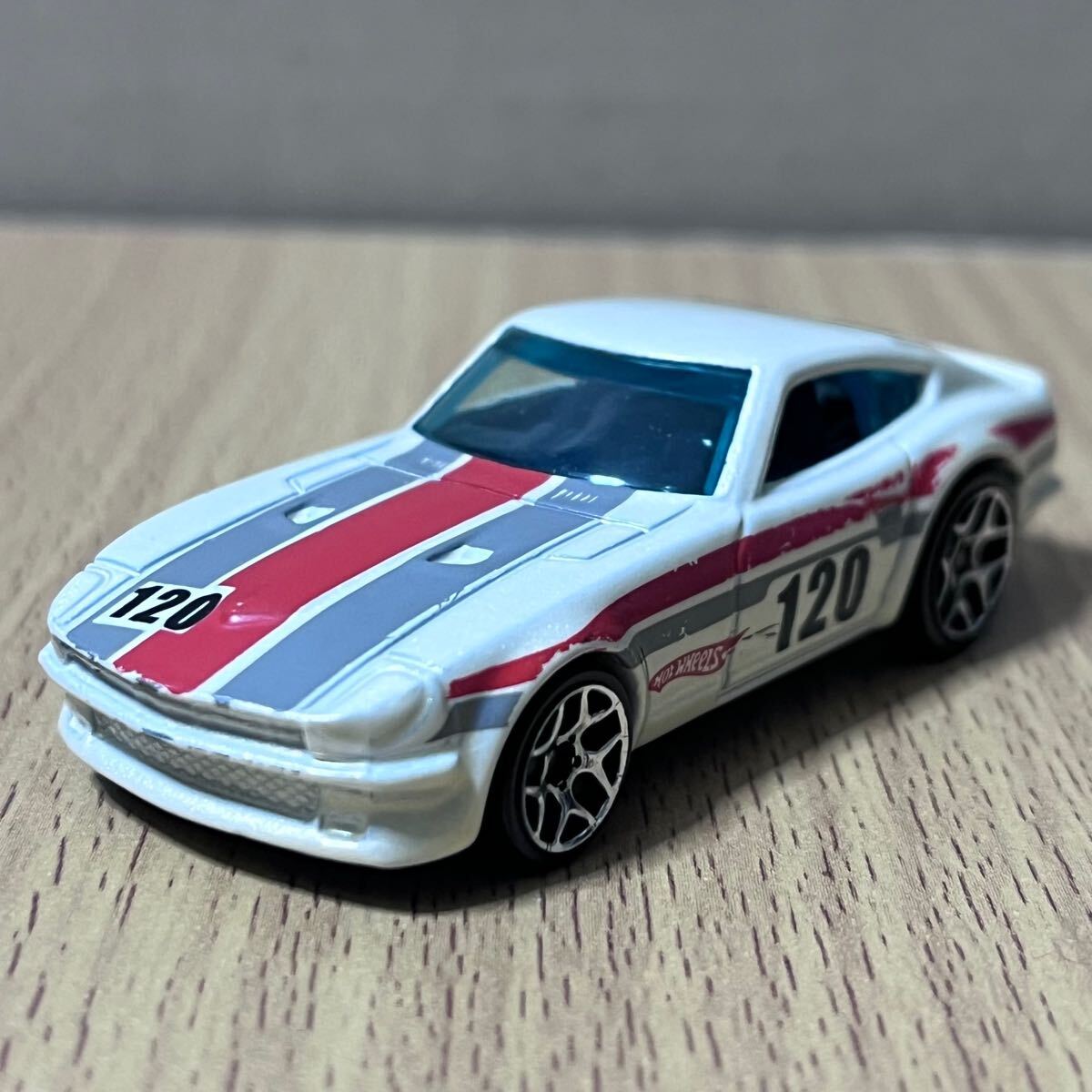 Yahoo!オークション - ホットウィール ダットサン240Z ルース