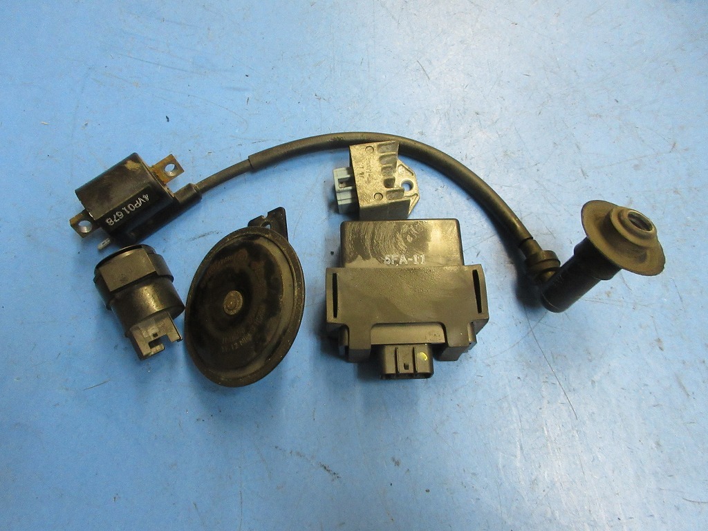 グランドアクシス 100 SB06J CDI レギュレーター リレー ほか 616-70(ヤマハ用)｜売買されたオークション情報、yahooの商品情報をアーカイブ公開 - オークファン ...