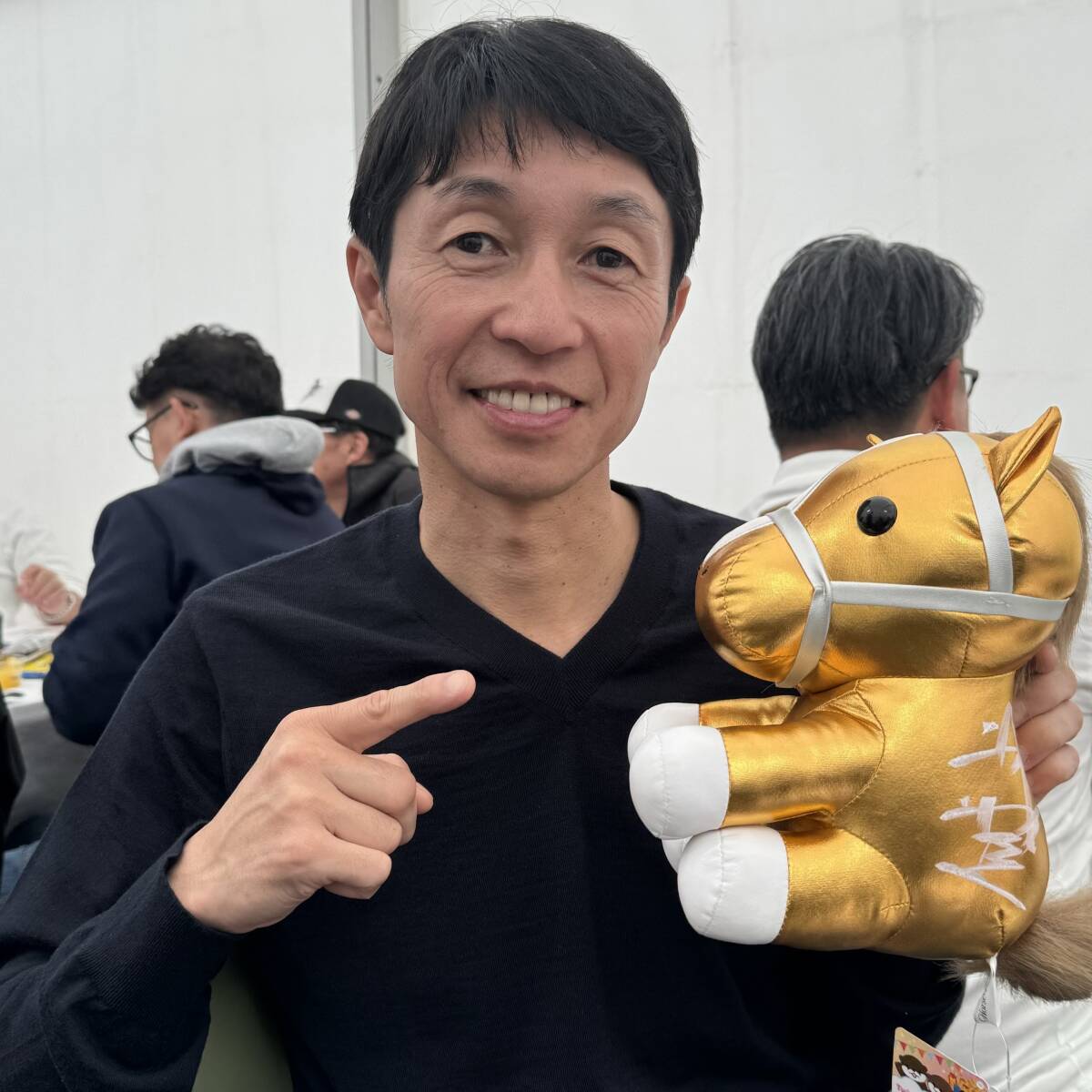Yahoo!オークション - 武豊ジョッキー サイン入り ノーザン Yahoo!オークション - 武豊ジョッキー サイン入り ノーザン