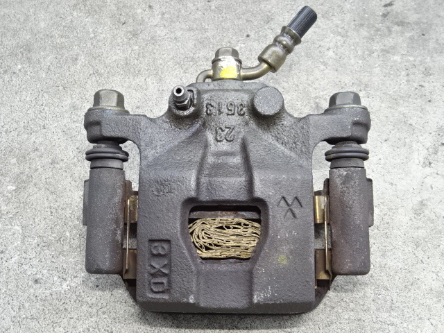 Yahoo!オークション - ティアナ 15年 UA-J31 リアキャリパー 左右