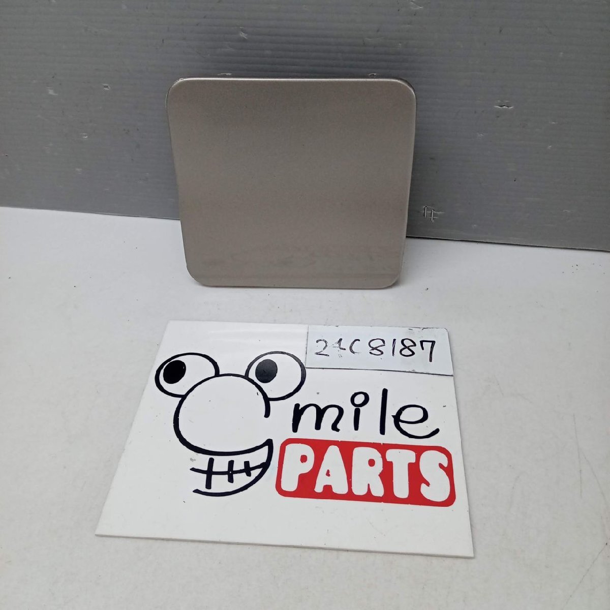 Yahoo!オークション - H42V ミニカ 純正 フューエルリッド 1A3...