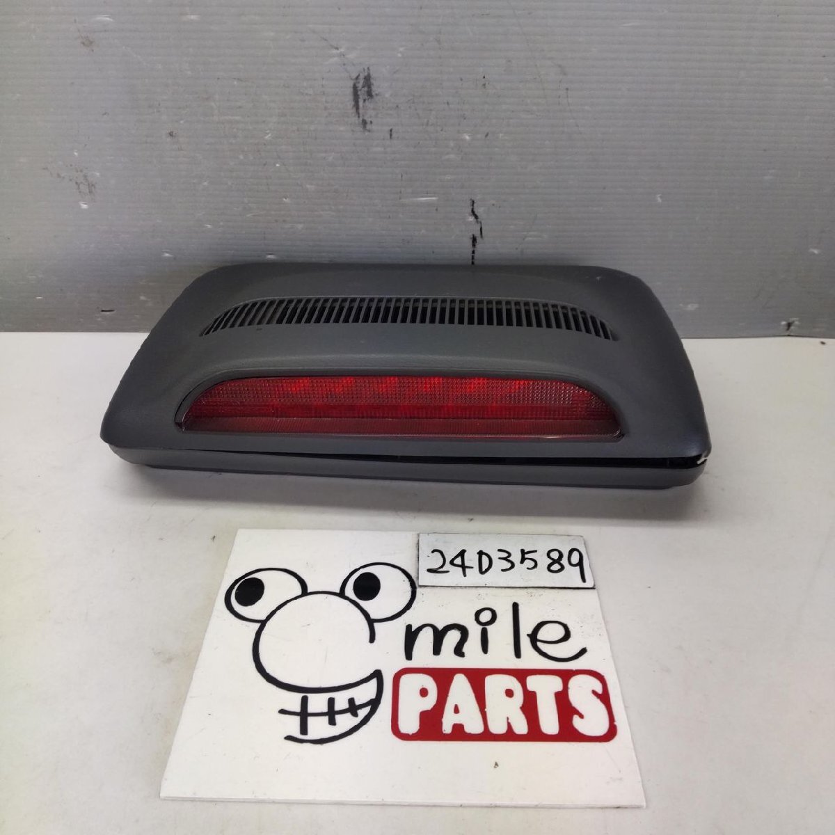 Yahoo!オークション - QK30 クルー 純正 ハイマウントランプ（オプ...