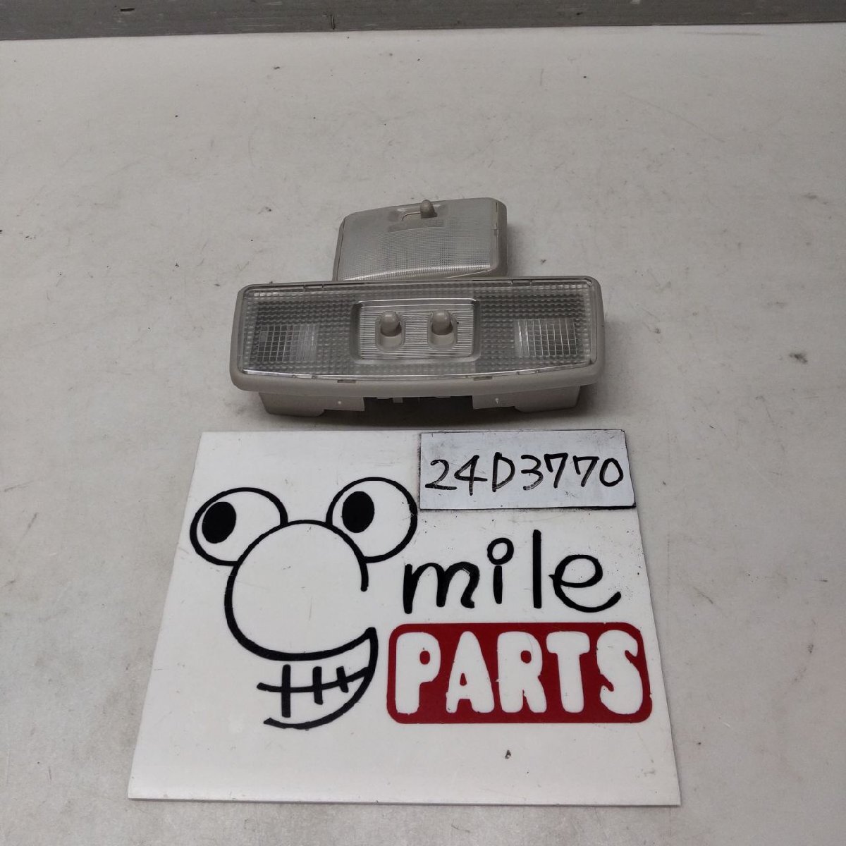 Yahoo!オークション - B21W デイズ 純正 ルームランプセット 1D...