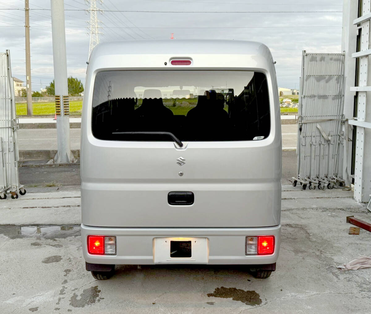 Yahoo!オークション - 3BD-DA17V スズキ エブリイ 令和 4/12 (2022/12 ...