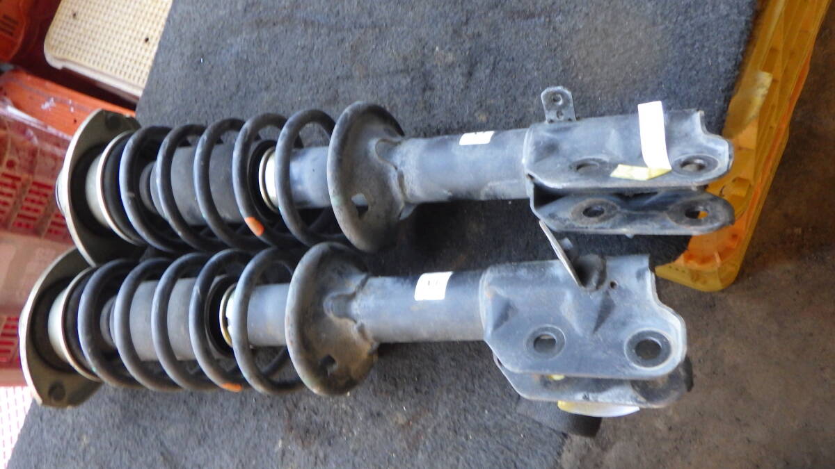 Yahoo!オークション - 桜10 即決 MH21S ワゴンR ストラット ショック ...