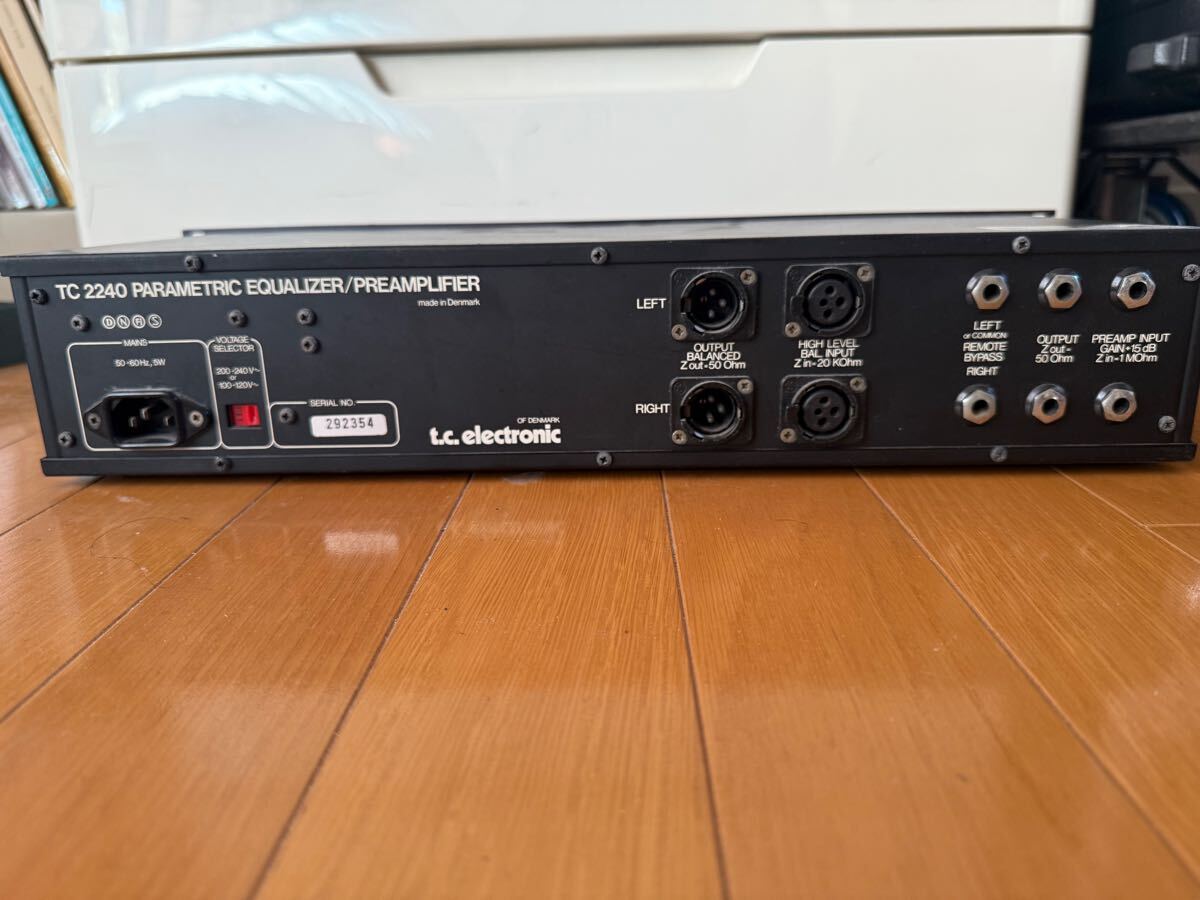 Yahoo!オークション - t.c electronic tc2240 parametric equalizer&pr...