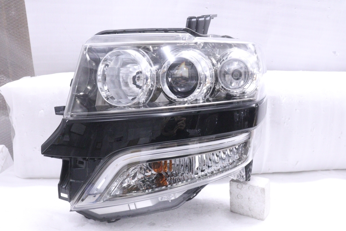 40-1979 HID JF1 N-BOXカスタム 左ヘッドライト KOITO 100-62038 打刻:5 ユニット スモークメッキ 純正 ホンダ KK(ヘッドライト)｜売買された ...