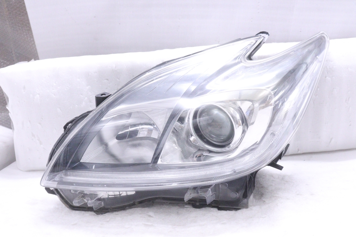 Yahoo!オークション - 40-2174 後期 HID ZVW30 プリウス 左ヘッドライ...