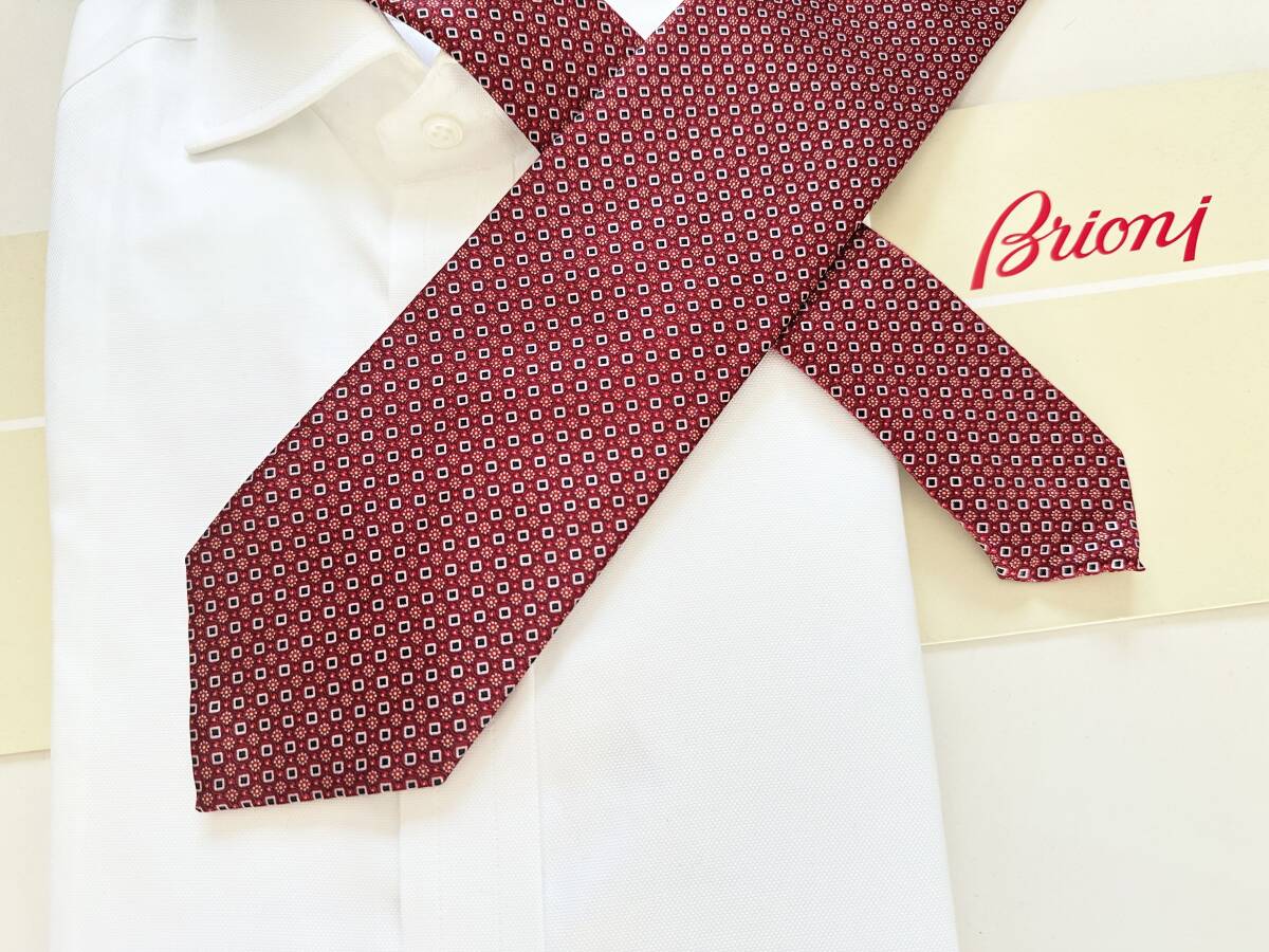 □ 新品 Brioni ブリオーニ 定価 3万4,100円 永久定番 □ 新品 Brioni ブリオーニ 定価 3万4,100円 永久定番