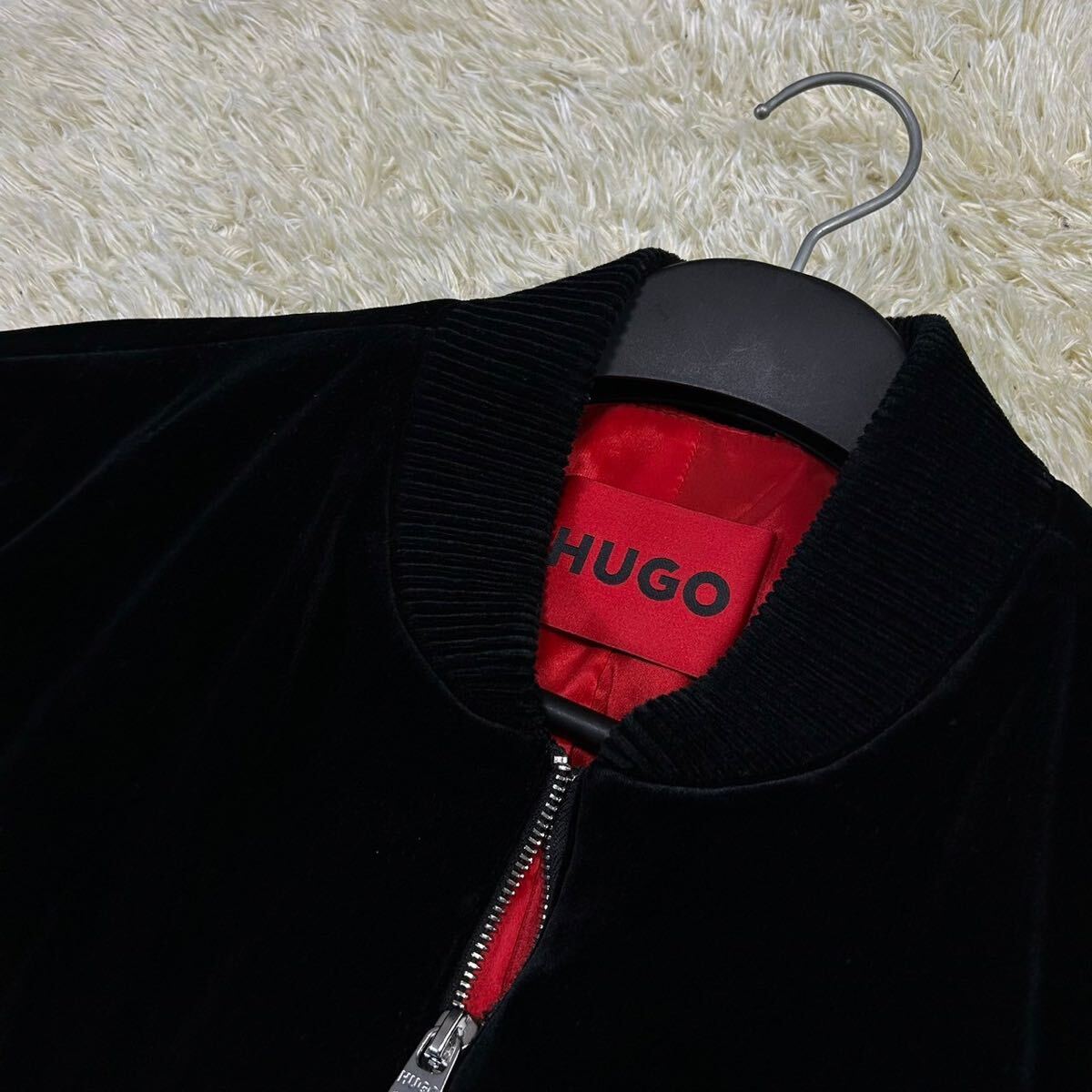 Yahoo!オークション - 人気の現行品・極美品 ヒューゴボス【溢れ出す大...