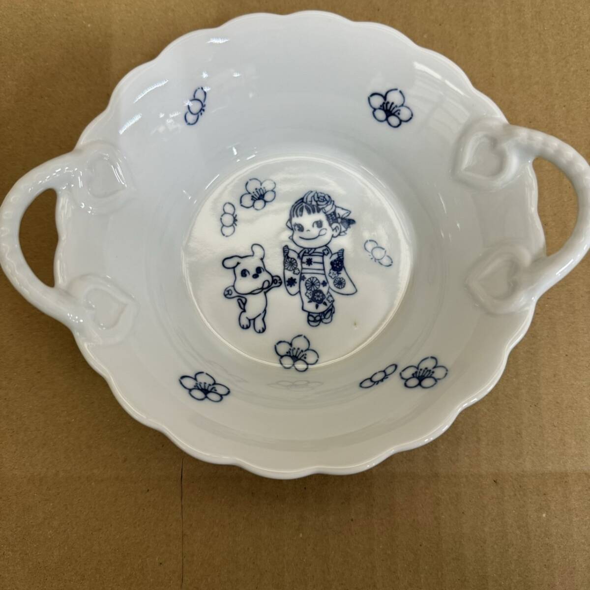 Yahoo!オークション - A92 美品 有田焼 FUJIYA 不二家 ペコちゃん 菓...