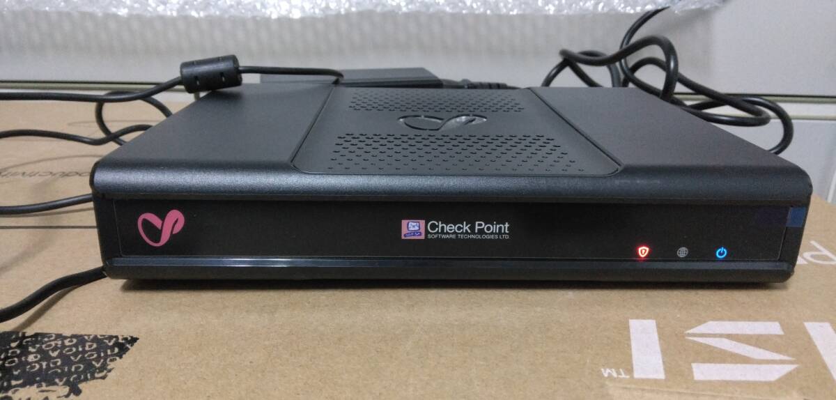 Yahoo!オークション - Check Point チェックポイント V-80 UTMソリュー...