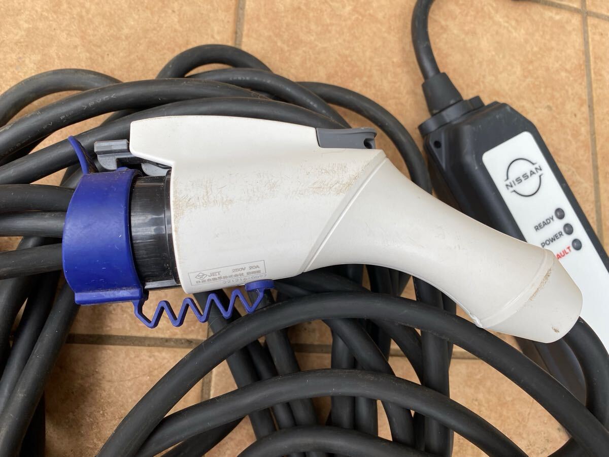 Yahoo!オークション - 送料込 日産充電ケーブル 15m EV 電気自動車リー...