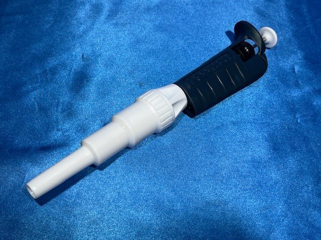 Yahoo!オークション - 3422【Gilson】ディスペンサー ピペットマン 型...