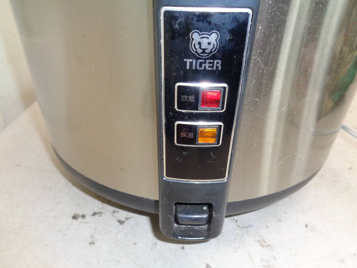 Yahoo!オークション - C1971 タイガー TIGER 炊飯器 JCC-270P 2017年製...