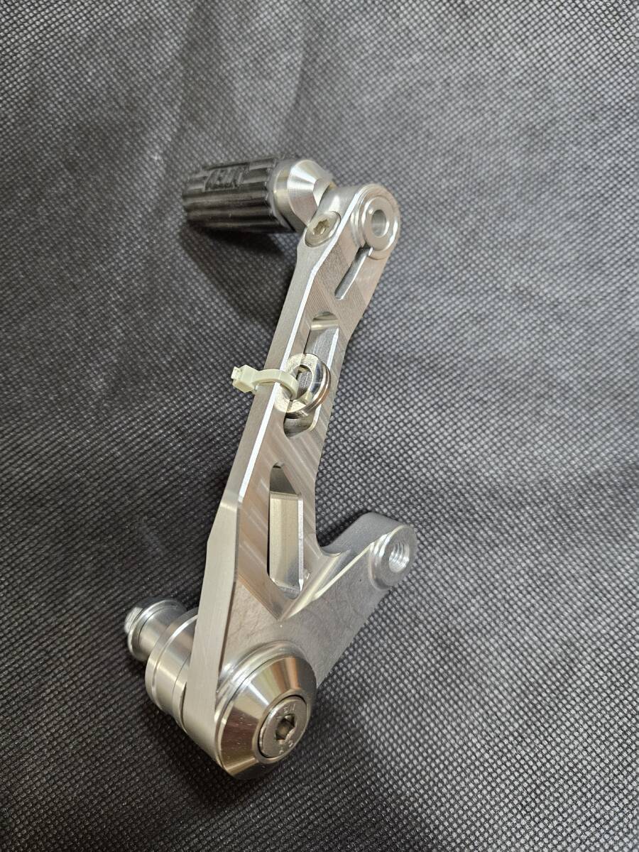 Yahoo!オークション - BMW R1200GS/R1250GS/GSA用 AELLA チェンジペダ...