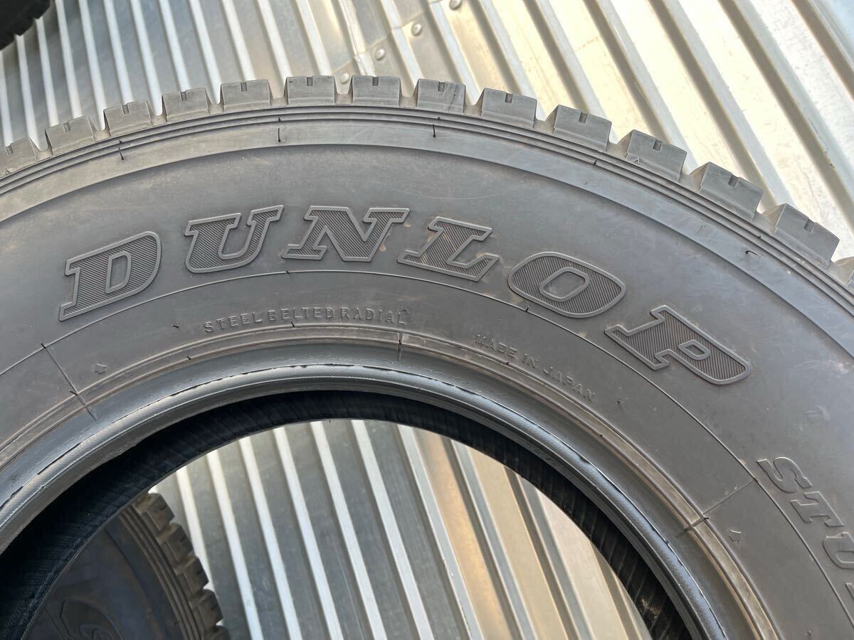 Yahoo!オークション - バリ山 235/80R16 2022年製 ダンロップ DUNLOP G...