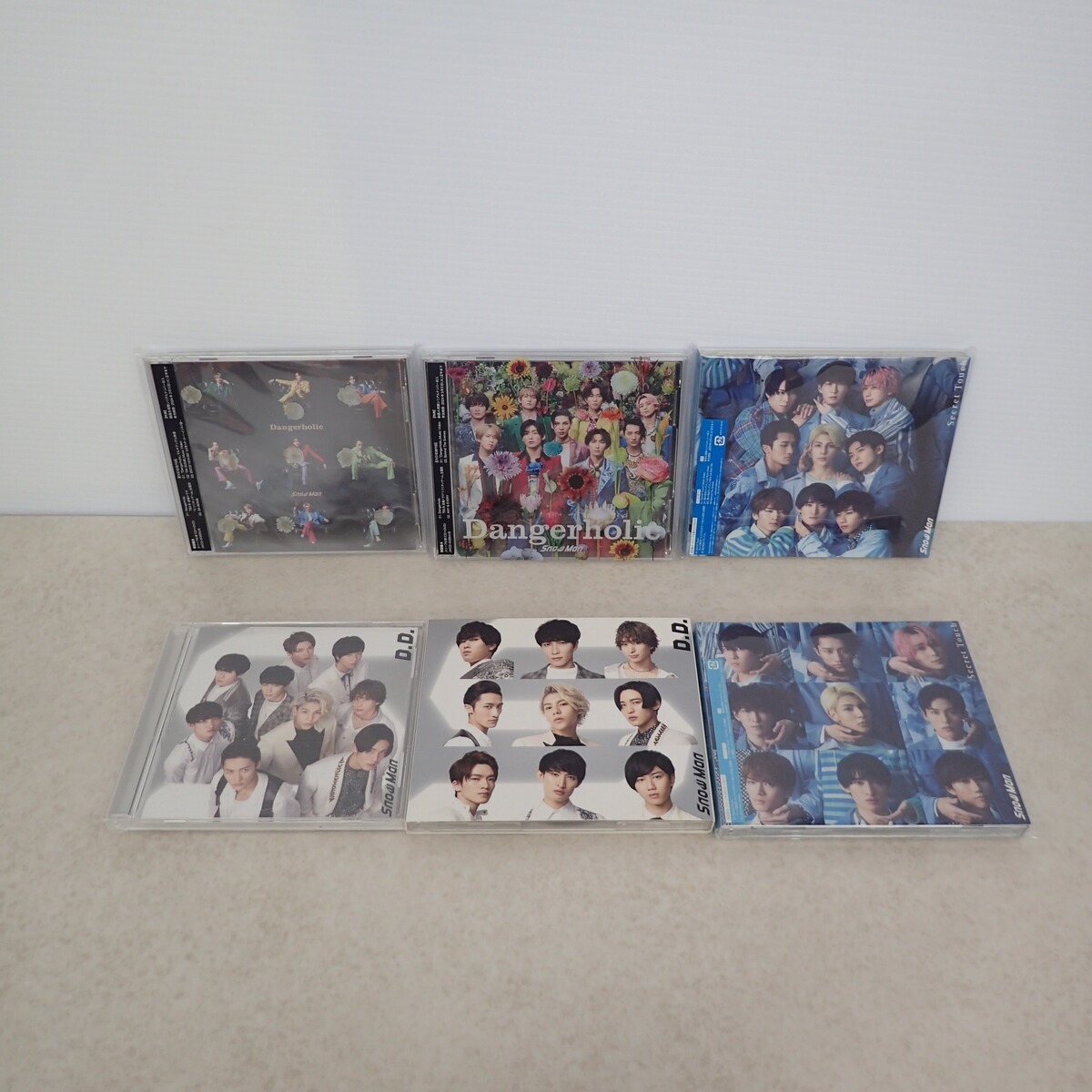 Yahoo!オークション - SnowMan CD/DVD vsSixTONES D.D/Dangerholic初回...