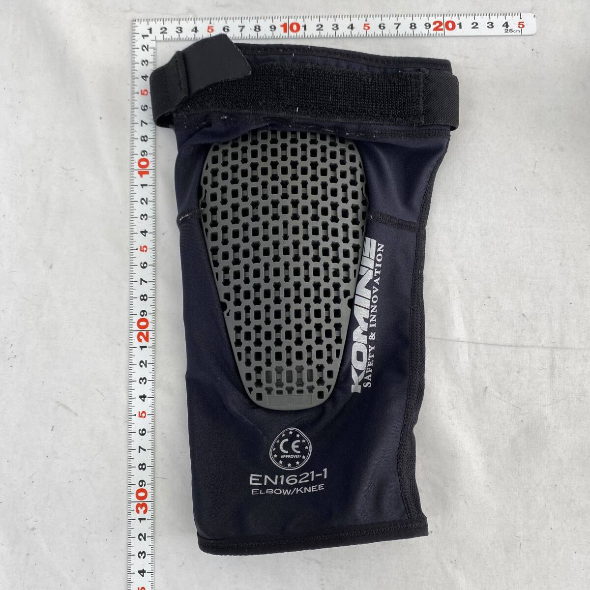 Yahoo!オークション - KOMINE コミネ SK-827 エアスルーCE サポートニ...