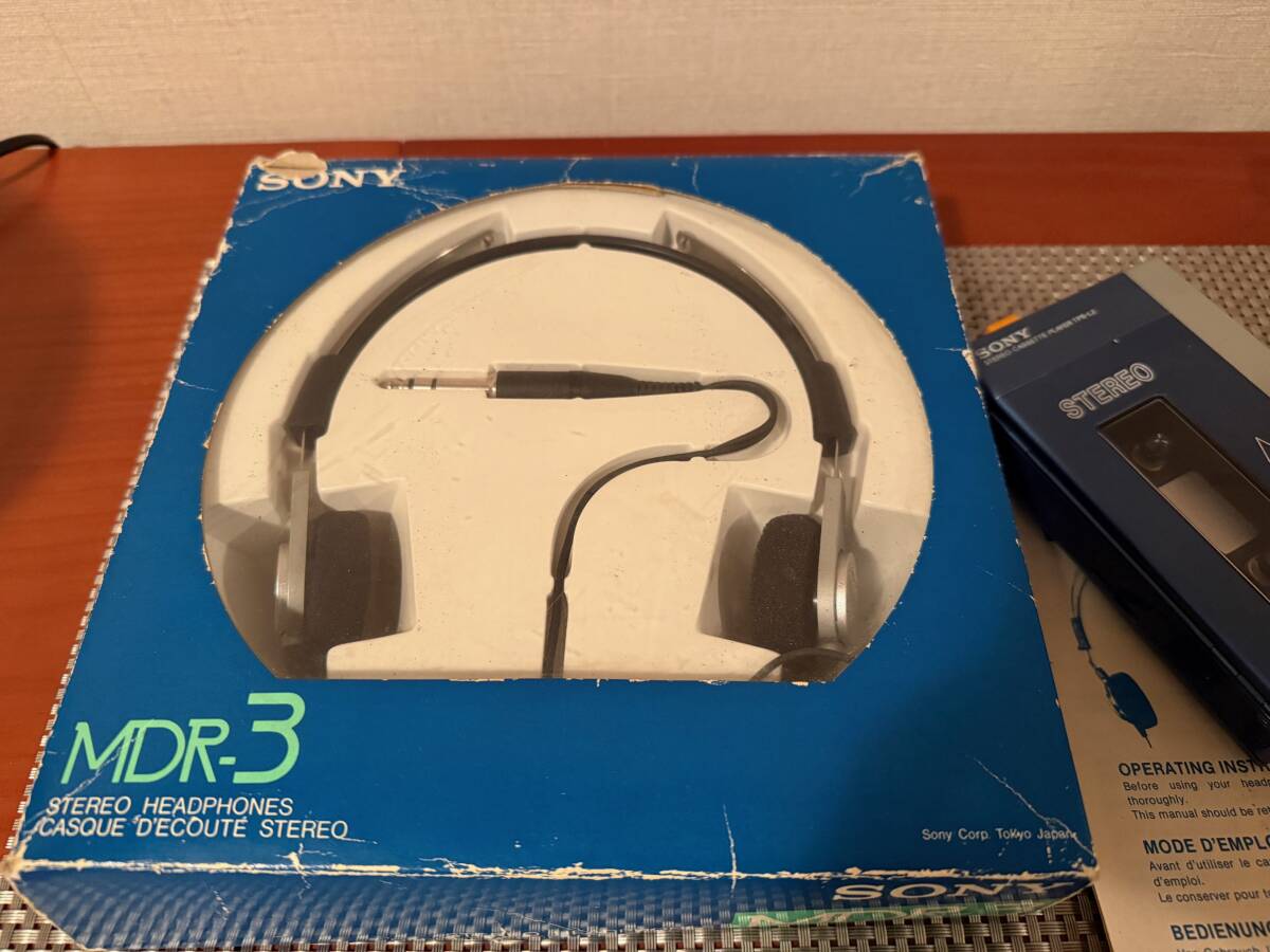 SONY Sony stereo headphone MDR-3 first generation Walkman headphone : Real Yahoo auction salling