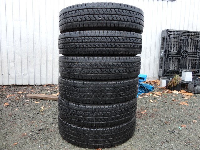 Yahoo!オークション - 7673 冬 美品8分山 ブリヂストン W979 195/85R1...