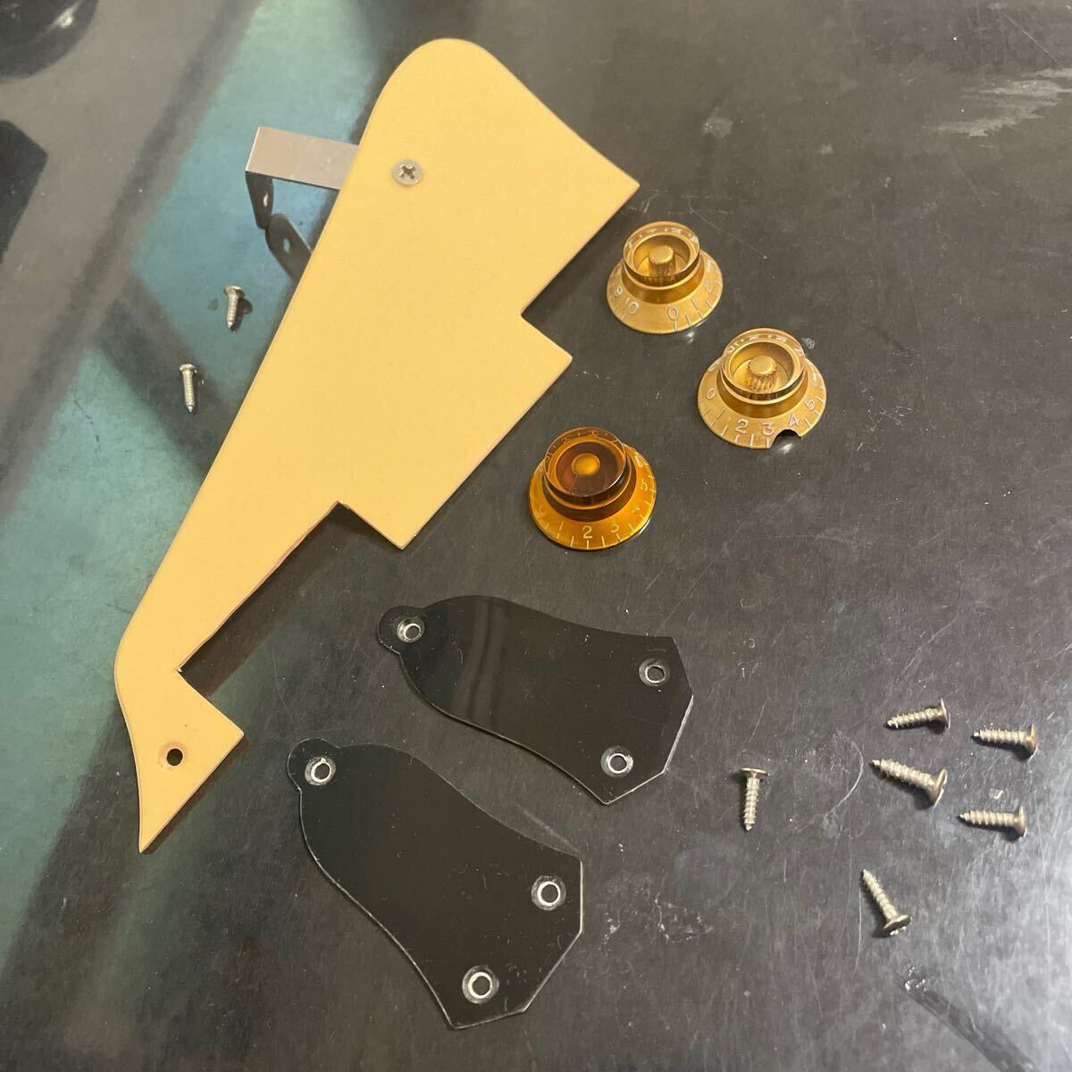 Yahoo!オークション - 中古 不明レスポール ピックガード ロッドカバー...