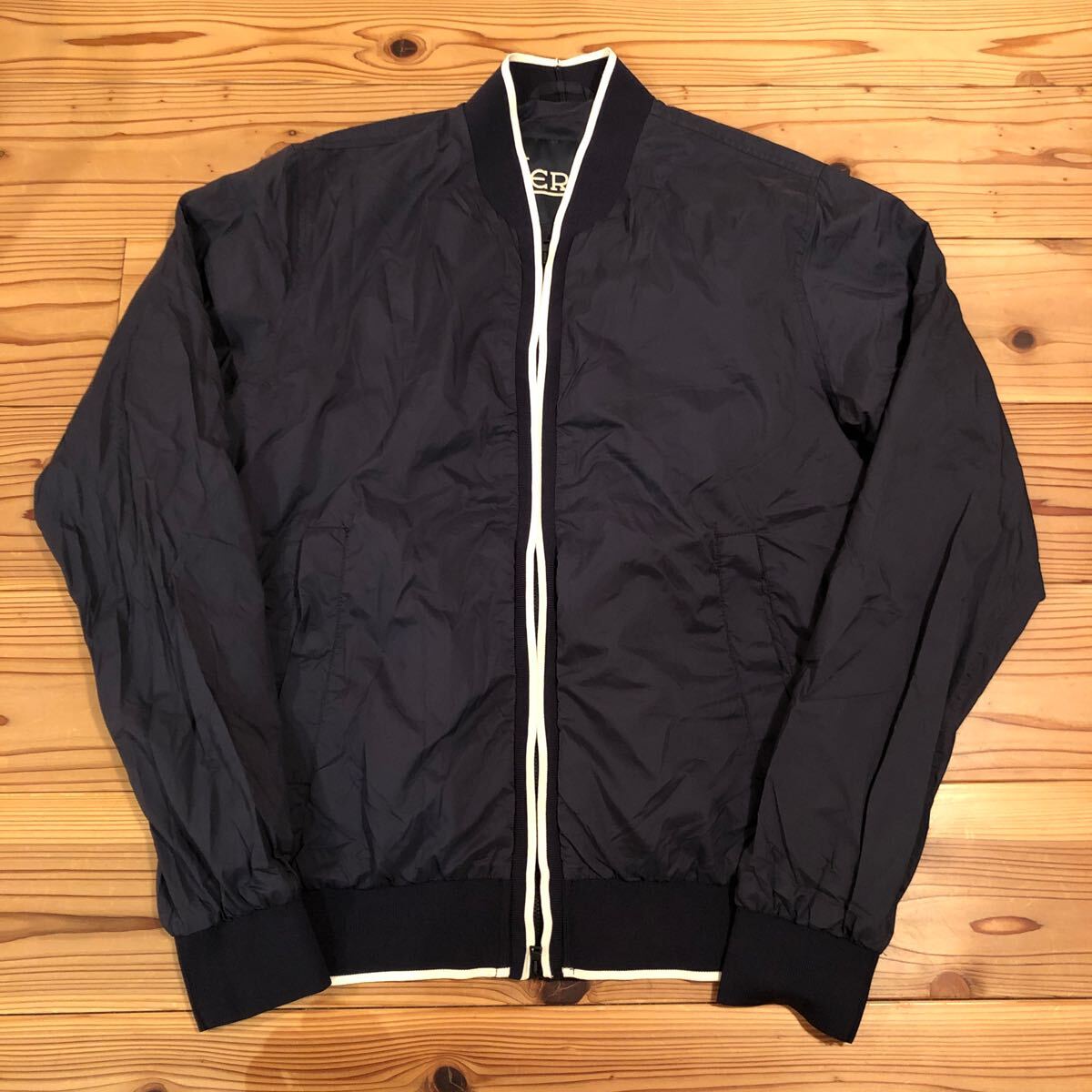 Yahoo!オークション - HERNO ナイロンジャケット 46