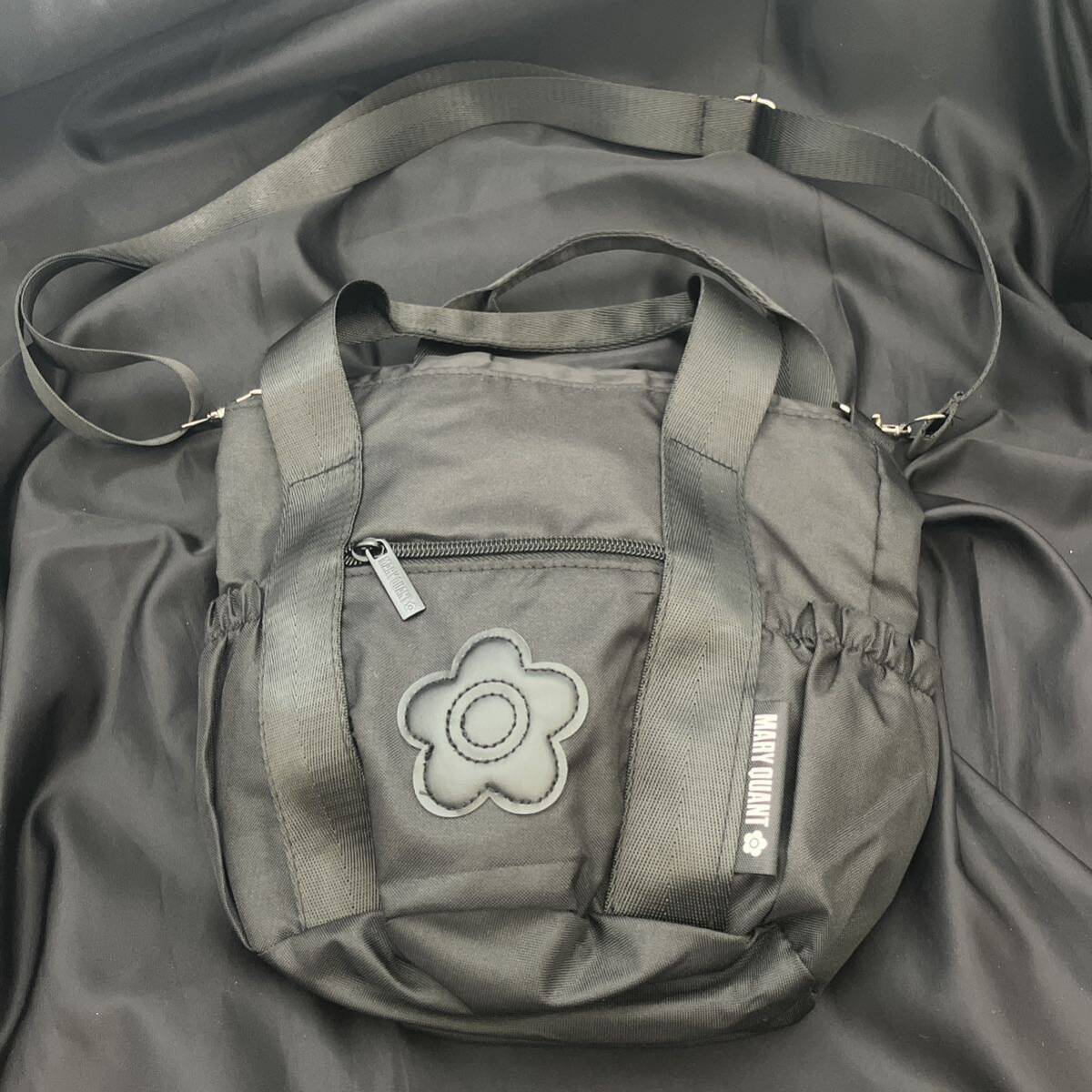 Yahoo!オークション - マリークワント MARYQUANT 6Pockets 2Wayショル...