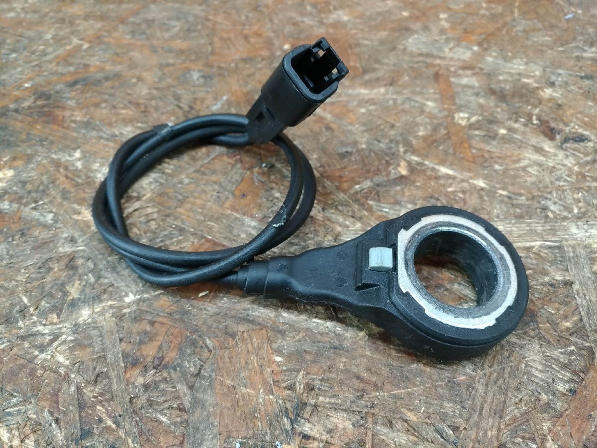 Yahoo!オークション - [G88] RH975S ナイトスター 純正ABSセンサー フ...