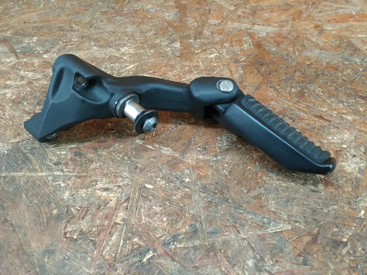 Yahoo!オークション - [G88] RH975S ナイトスター 純正メインステップ ...