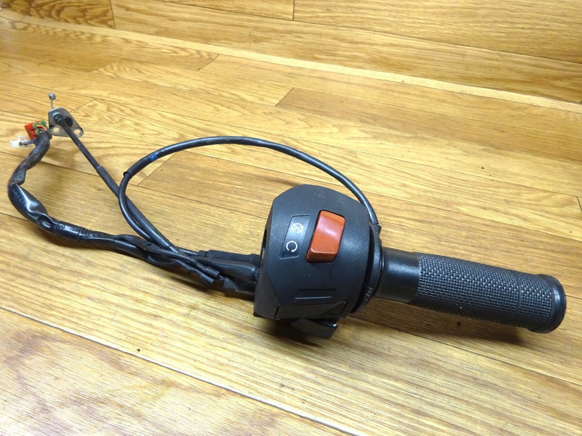 Yahoo!オークション - [G89]KTM DUKE250 デューク 純正ハンドルスイッ...