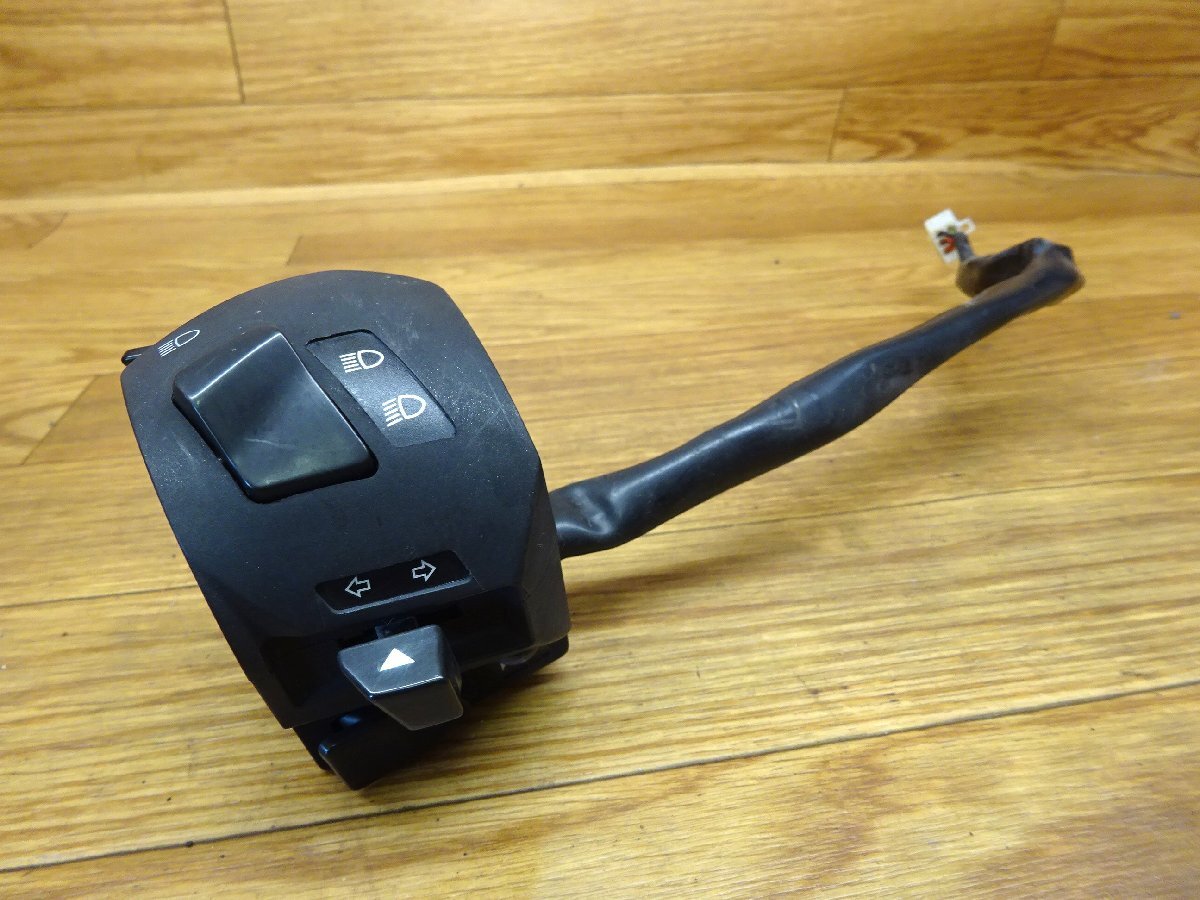 Yahoo!オークション - [G89]KTM DUKE250 デューク 純正ハンドルスイッ...