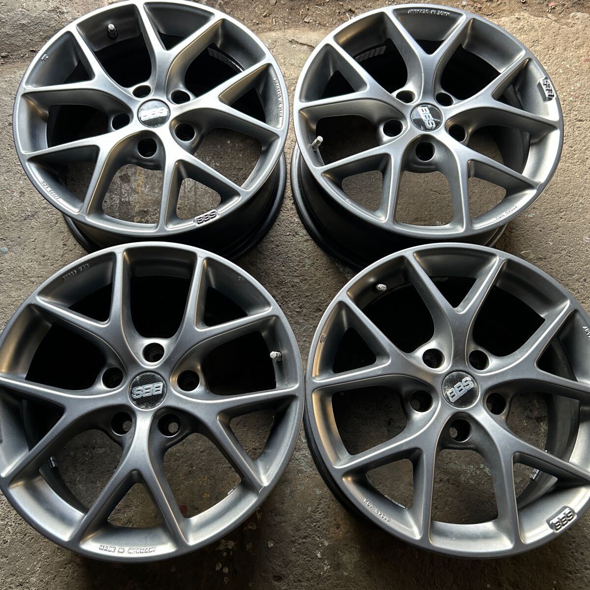 Yahoo!オークション - BBS 17インチアルミ4本セット 純正