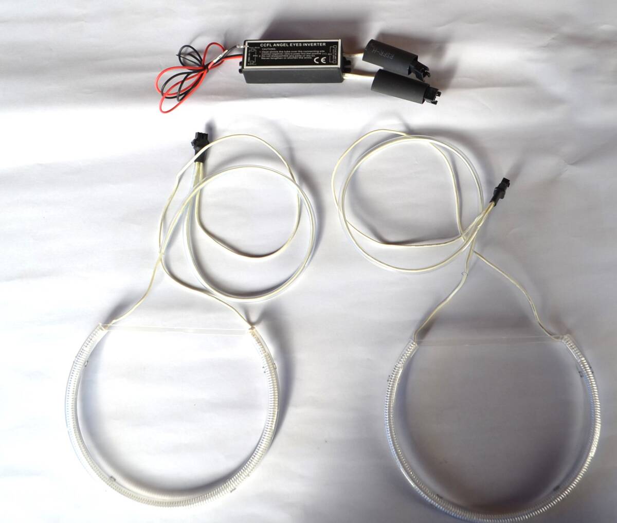 Yahoo!オークション - 1円～CCFL/C型 カバ－付イカリング・ホワイト・...