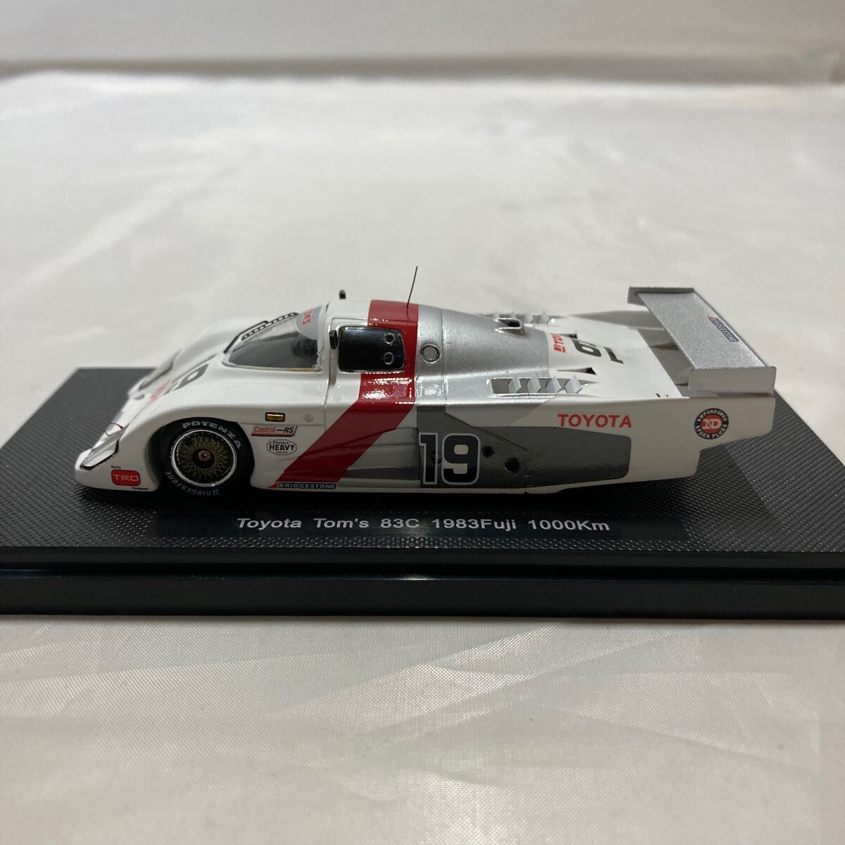 Yahoo!オークション - EBBRO 1/43 Toyota TOM'S 83C 1983 ミニカースポ...