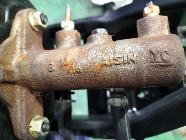 Yahoo!オークション - ミニキャブ V-U41T ブレーキマスターASSY Vタイ...